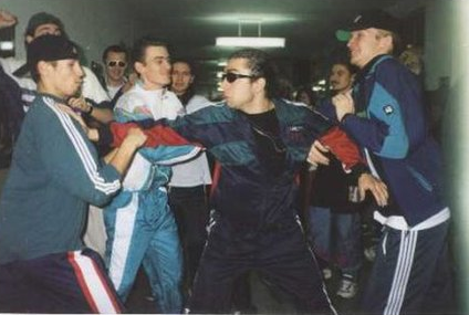 dresiarze | StayFly.pl - komentarz do świata za oknem